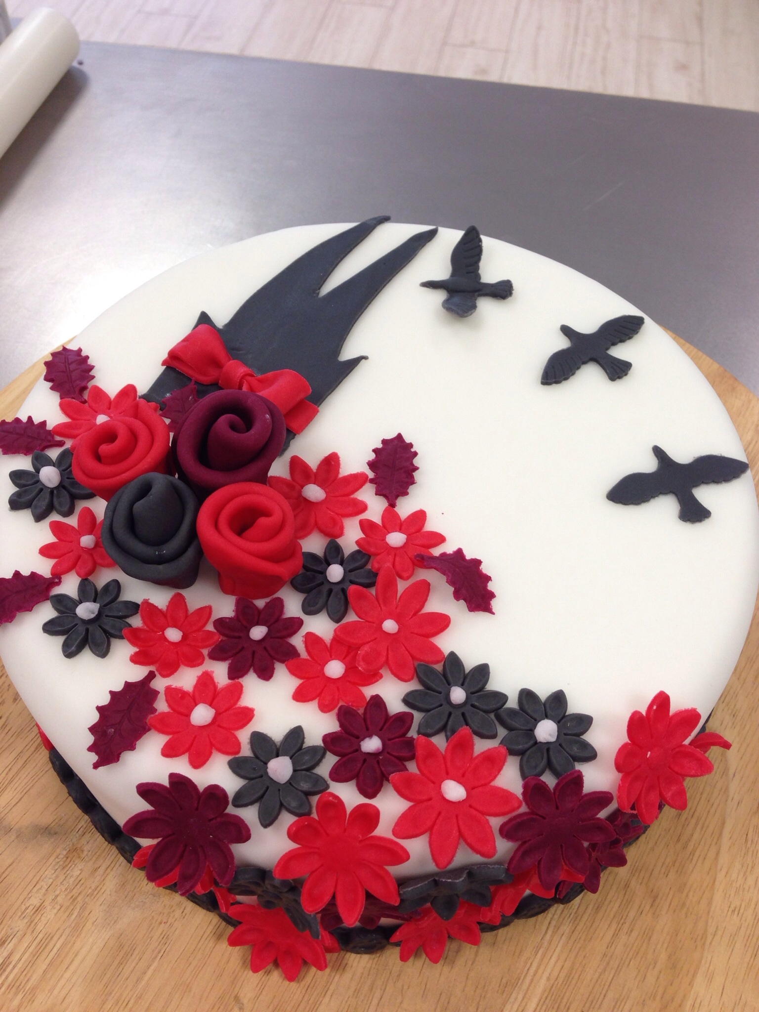 Besondere Anlässe 2. » .... meine erste Fondant Torte