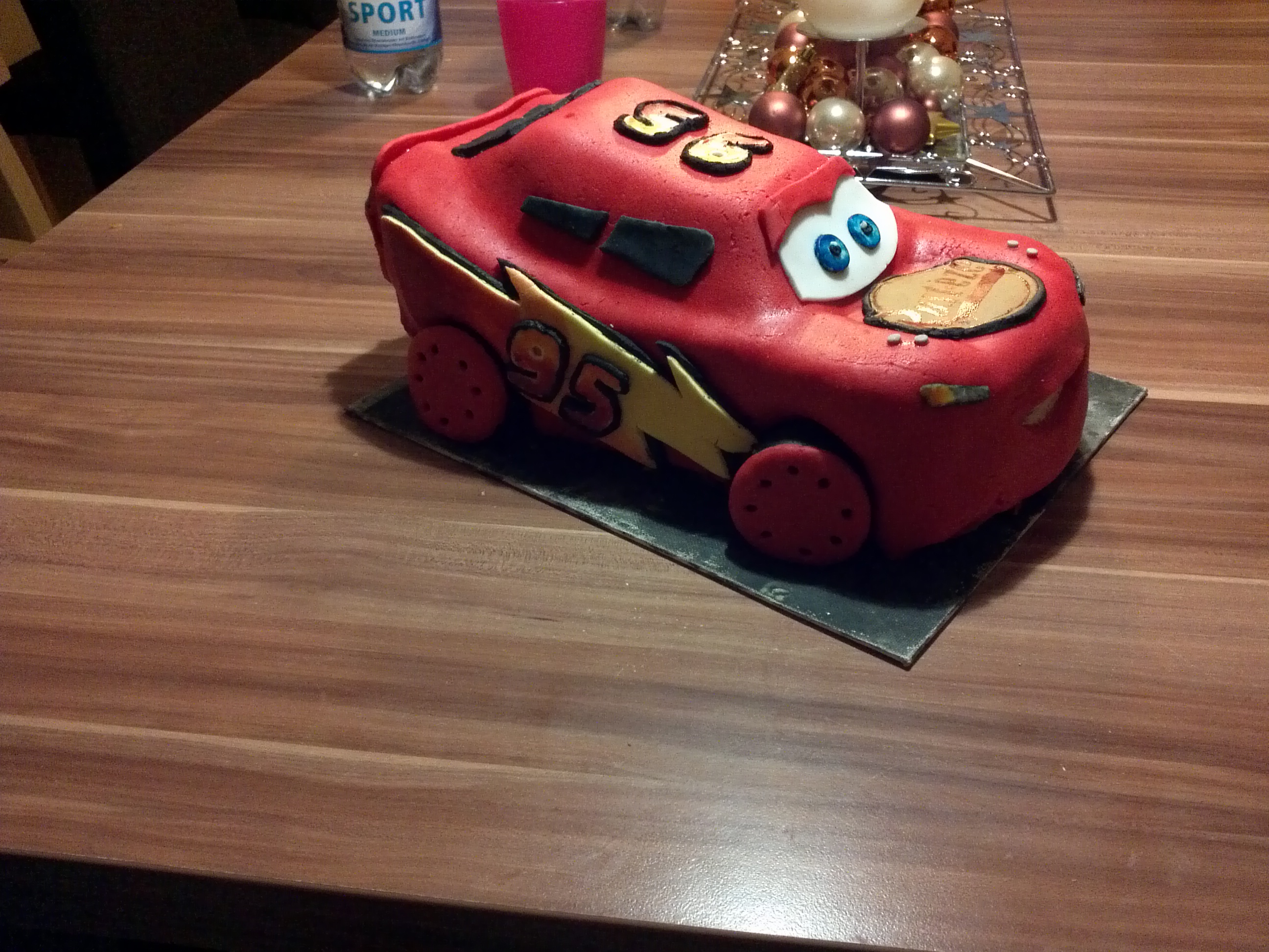 Geburtstag-Kinder » cars 3 d torte